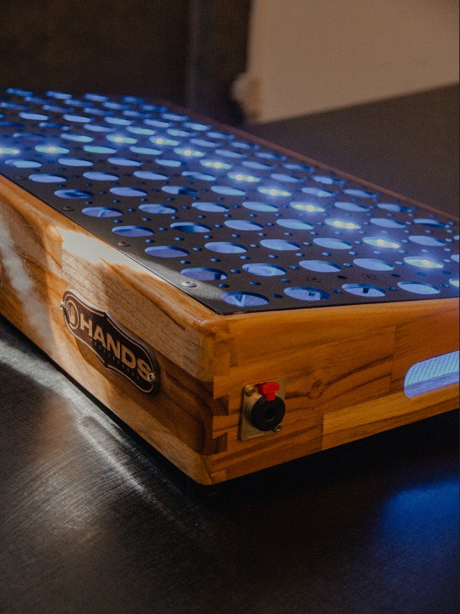 Hands Custom – Hands Custom